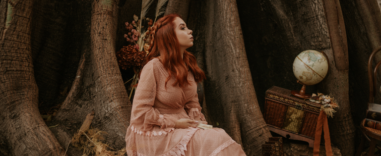 Vertelperspectief: eerste versus derde persoon – Papieren Zwaard